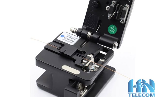 Dao cắt sợi quang Tribrer CLV-100B | Viễn Thông VTHN